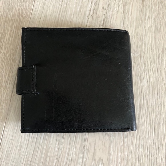 Raffaello Firenze | Bags | Raffaello Firenze Italian Bifold Leather ...